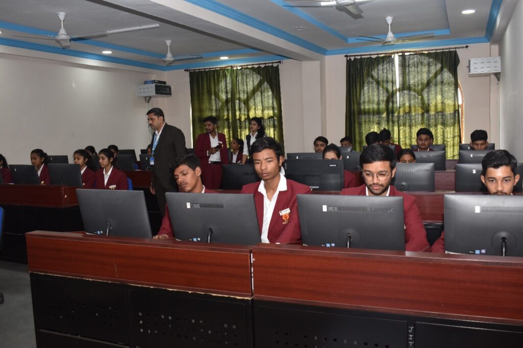 Computer Lab – Jawaharlal Institute of Management Borawan
